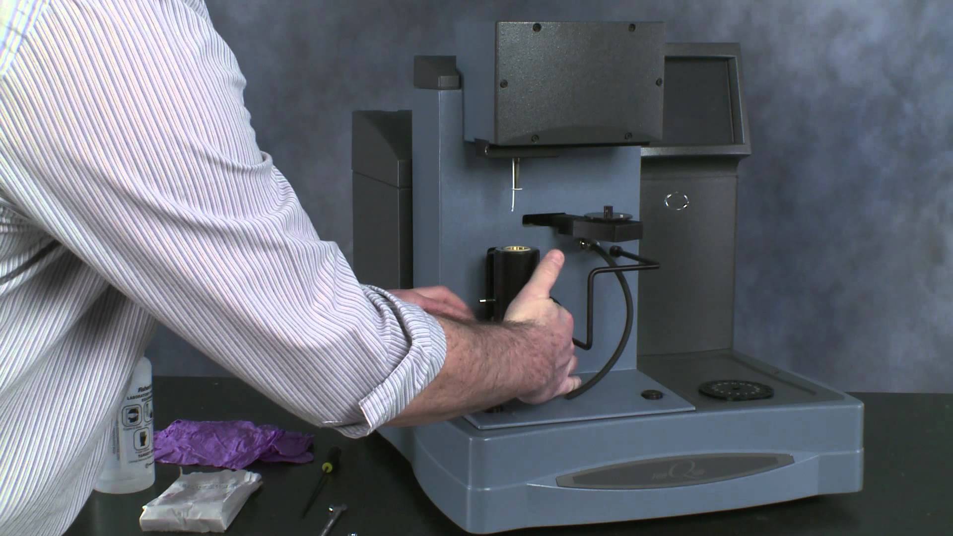 TGA Q50/500 – Cleaning the Water Cooling Jacket - TA仪器